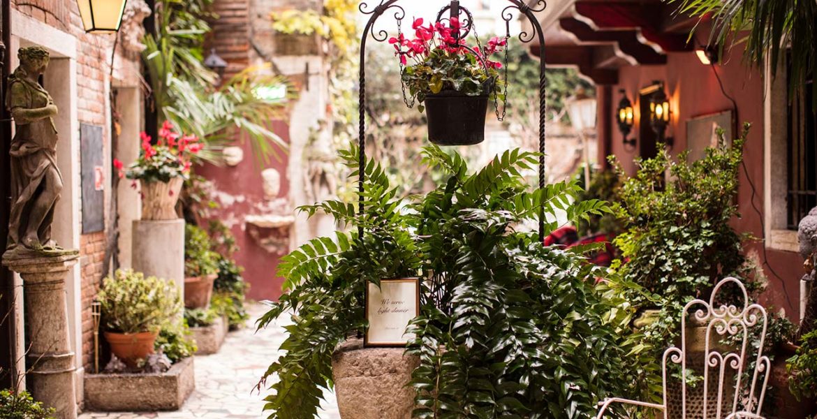 Hotel Flora Venice - Official Website - Best Rate Guarantee